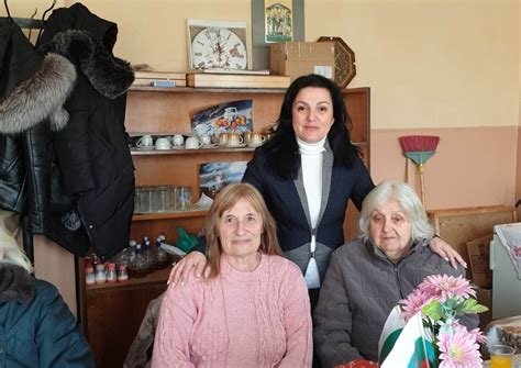 Кметът на Община Борован Десислава Тодорова се срещна с пенсионери от две села