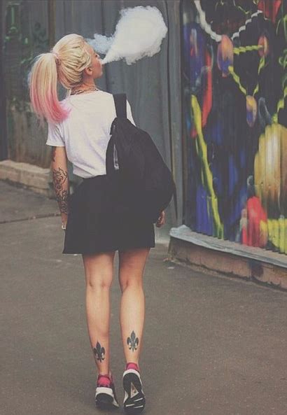 Pin On Vaping Girls