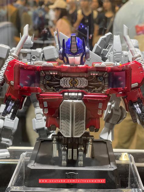 Acghk 2023 Unix Square Combot Optimus Prime And Starscream And Optimus