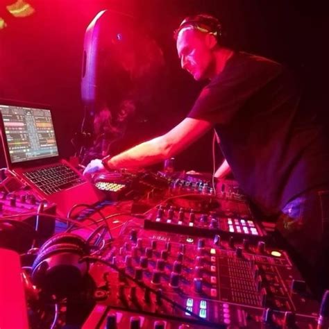 Stream Atze Ton Live Druckfabrik Stream Project By Atze Ton Listen Online