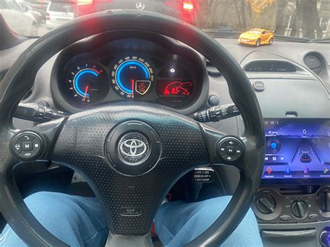 Шильдик на руль — Toyota Celica 230 1 8 л 1999 года стайлинг Drive2