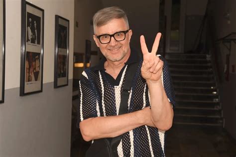 Co dnes dělá Petr Kotvald Zpěvák si užívá klid ve volnu okopává