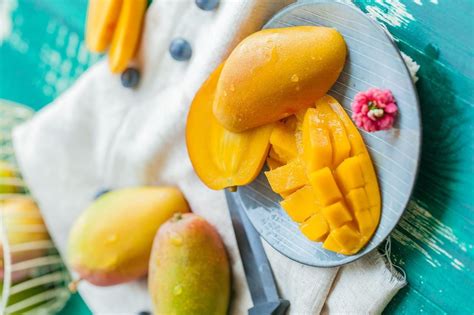 Easy Mango Kulfi Recipe घर में आसानी से बनाएं आम से बनी टेस्टी कुल्फी
