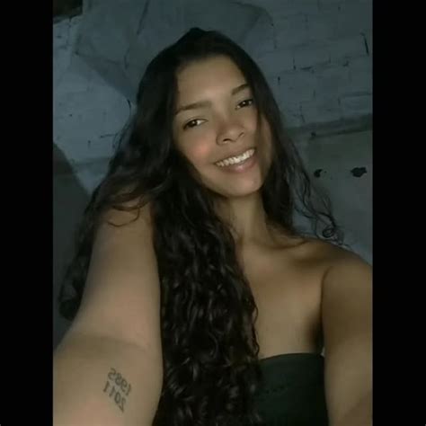 Anna Souza Anny Sz • Threads Say More