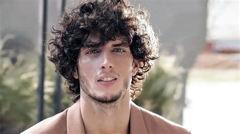 40 Perm Hair Man Darnriyoko