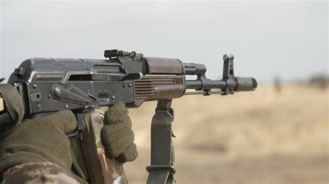 Ak-74M-Bilder: Stock-Fotos & -Videos. | Adobe Stock
