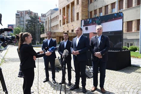 Да не се заборави 27 април најцрниот датум во историјата на македонската демократија порача