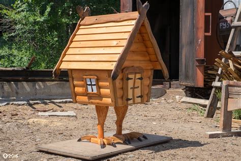 Избушка на курьих ножках своими руками для дачи 73 фото красивые картинки и Hd фото