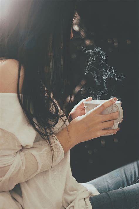 I Dont Like To Show My Face In Photos So I Take Faceless Portraits
