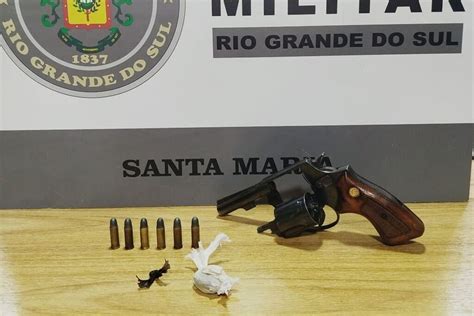 Bei Polícia Homem é Preso Por Tráfico De Drogas Após Perseguição