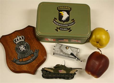 Militaria WW2 Militaria Scale Models Books Etc