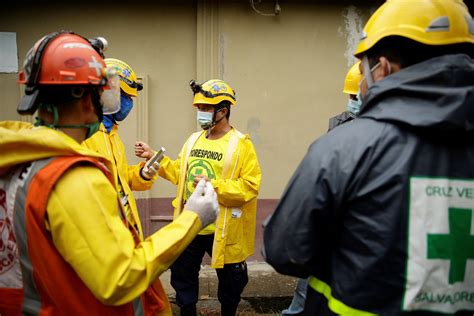 Las Lluvias Generadas Por Eta Dejan Más De 2100 Evacuados En El