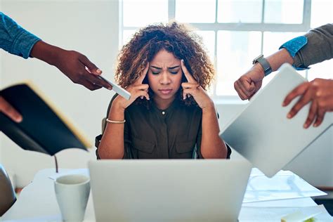 Síndrome de Burnout descubra os sinais do esgotamento profissional
