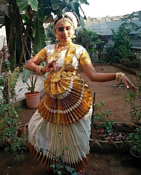 Classical Polyester Mohiniyattam Dance Costumes At Best Price In Vasai