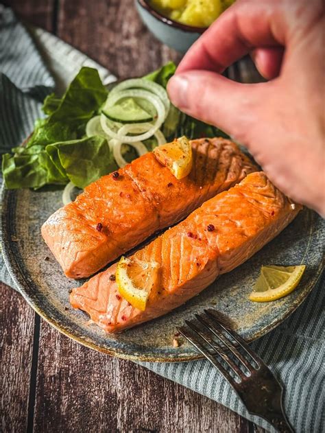 Lachs Braten Alle Tipps Für Saftigen Fisch