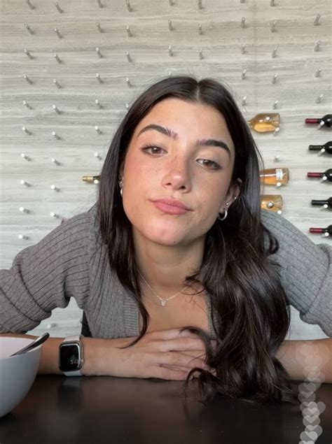 Charli Damelio Iconic And Rare Photos
