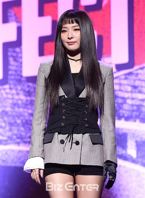 [bz포토] 레드벨벳 슬기 파격적인 처피뱅 비즈엔터