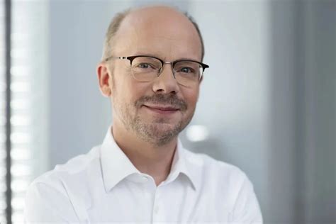 Dr Mark A Wolter plast ästh Chirurgie Sanoplast
