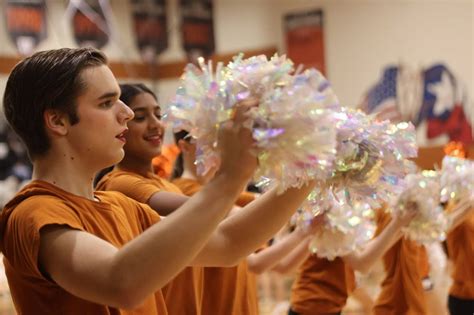 Students Showcase Spirit At First Pep Rally Of The Semester Westwood