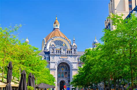 앤트워프 중앙역 앤트워프 중앙 건물 Middenstatie 또는 철도 대성당 바로크 중세 절충주의 건축 양식 플랑드르 지역 벨기에 앤트워프 주 벨기에에 대한 스톡 사진 및