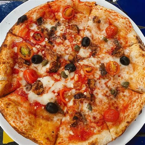 10 Pizza Enak Di Jakarta Selatan Nikmat Disantap Rame Rame Nibble