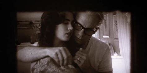 Jennifer Connelly Mulholland Falls 01