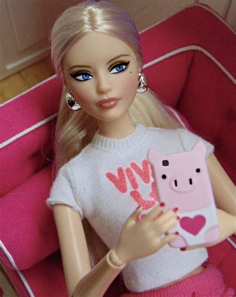 Pin De Michele Primel Tunstall En Barbie Signature LOOKS Dibujos De Moda Moda De Moda