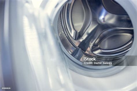 세탁 기계근접입니다 드럼의 짜임새입니다 문 가사 집안일에 대한 스톡 사진 및 기타 이미지 가사 집안일 리넨 면 Istock