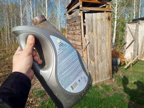 Как я за "0 рублей" избавляюсь от неприятного запаха в уличном туалете ...