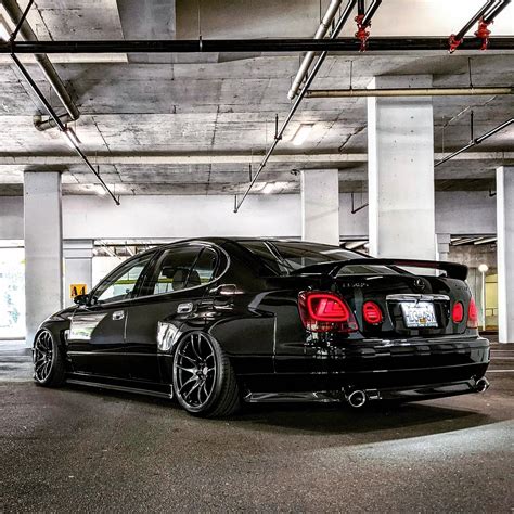 Stanced Gs400