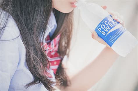 Japanese Office Disaster Man Pees In Drink Bottle Of Woman Coworker