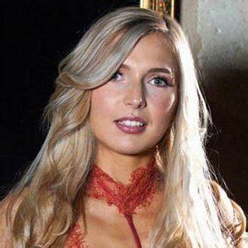 Chloe Duval биография рост вес размер груди