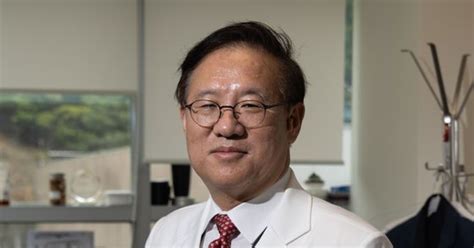 뇌졸중 이젠 30대도 덮친다…잊지마시라 이웃·손·발·시선