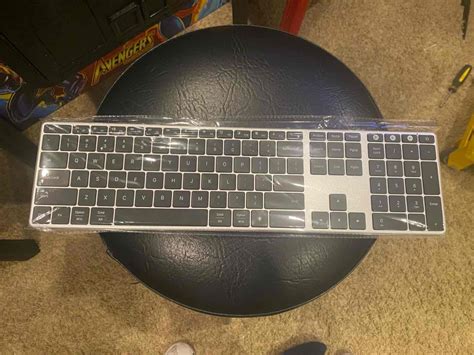 Jelly Comb Bluetooth Wireless Backlit Keyboard Game Room Info