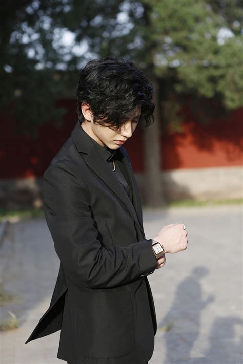 【组图】偶像练习生 蔡徐坤 Nine Percent组合队长 Swin S组合成员 中国内地明星男歌手、演员 大厂男孩