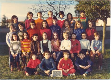 Photo De Classe Classe De Cm2 1976 1977 De 1977 Ecole Jean Macé