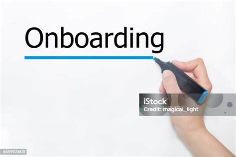 손 표시와 함께 온 보 딩을 쓰기 공연에 대한 스톡 사진 및 기타 이미지 공연 기술 기업 재무와 산업 Istock