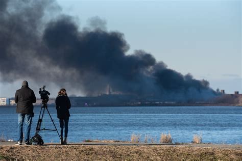 Bayonne Officials Issue Warning On Smoke From Elizabeth Blaze