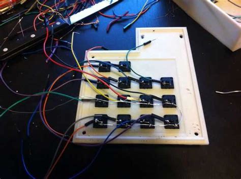 Teclado mecánico de Arduino Paso 5 La soldadura askix com