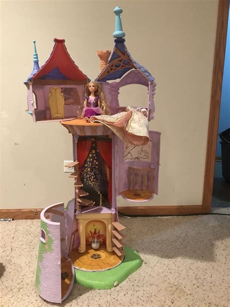 Rapunzel Magical Tower With Rapunzel Doll And Accessories 1908008271