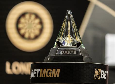 Should PDC Introduce 2nd Tier To Premier League Darts Gian Van Veen