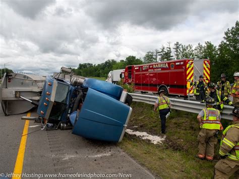 Tractor Trailer Rollover Snarls Traffic In Nashua On Everett Turnpike