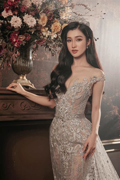 Á Hậu Phương Nhi X Gen Z Sợ Chi Saostarvn