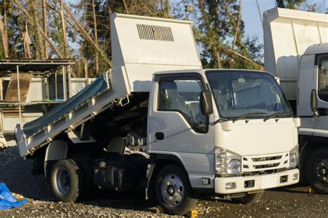 2tダンプってどんなの？3tダンプとの違いや代表車種などを紹介 トラック情報コラム 中古トラックのステアリンク