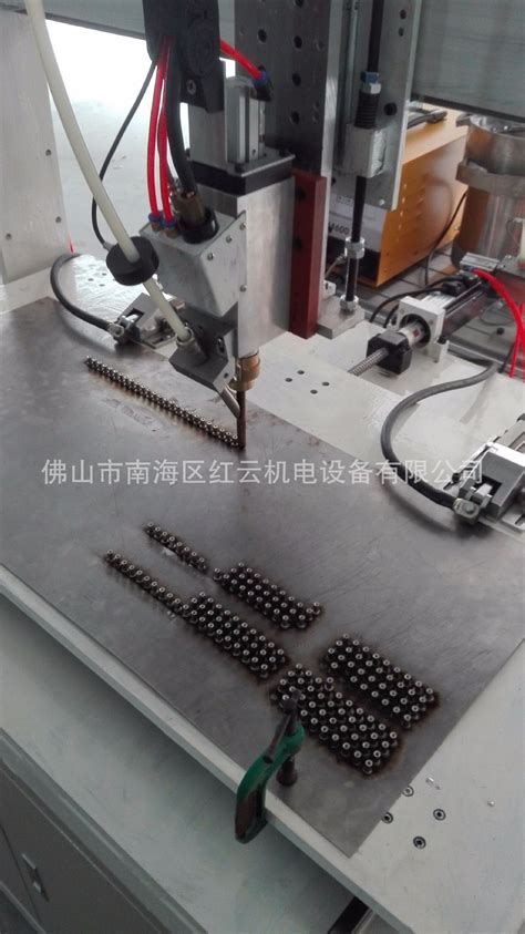 自动螺柱焊机数控螺柱焊机螺柱焊接机器人自动种钉机自动螺柱焊 阿里巴巴