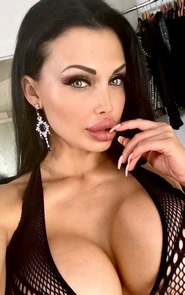 looking4bimbofication tumbex