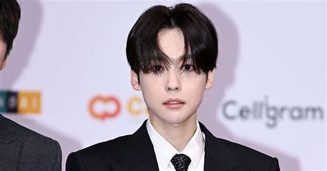 위너 김진우 우유빛 피부[엑s Hd포토]