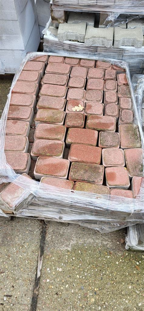 Kostka brukowa używana około 45 metrów kwadratowych Góra Kalwaria OLX pl