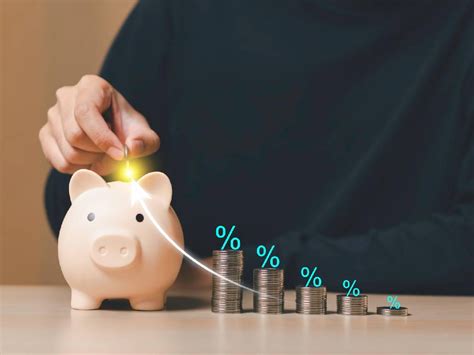 打造退休現金流，市值型勝過高股息！存股30年後股息反超車，總資產還多800萬up高息etf為何息利雙輸？ 今周刊