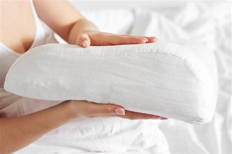 Anatomski Vzglavniki Za Dober Spanec Meblojogi